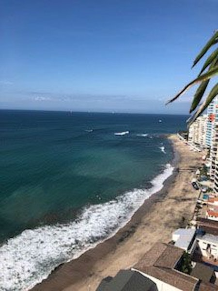 Ready To Soak Up Some Vitamin "Sea"? Come Stay At This Condo Rental! - Castellmare, Salinas SE